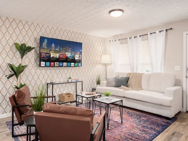 Urban Oasis W/hot Tub Near Downtown & Arena Dist. - Columbus, OH