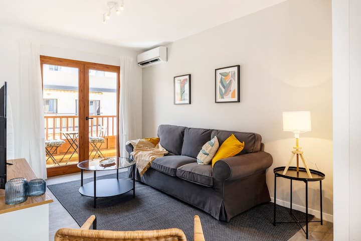 Modern Getaway In Candelaria With Private Balcony - Candelaria, España