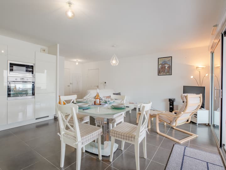 Le Newport By Interhome - Fréjus