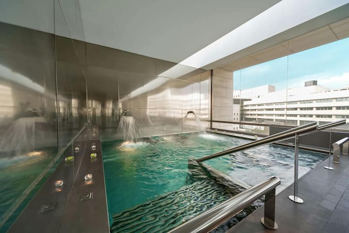 Hotel Room Steps From Avenida Diagonal By Nh Hotel - Barcelona