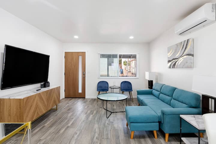 Cozy House Minutes From Downtown - Downtown - Los Angeles