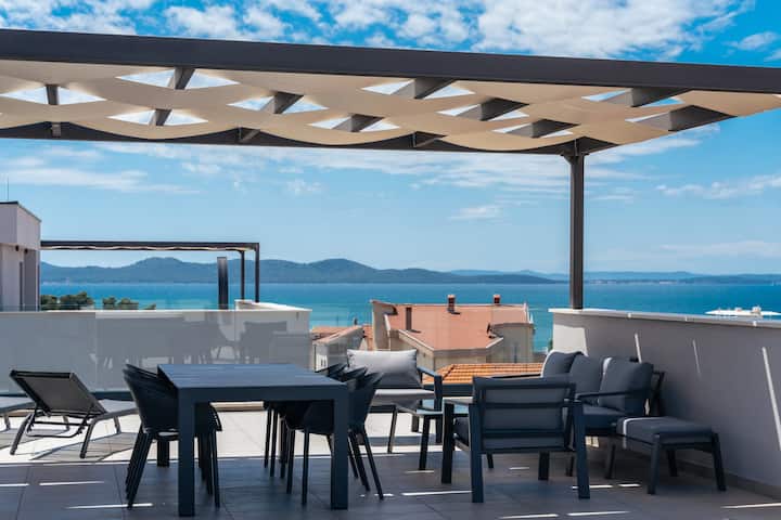 Two Bedroom Apartment With A Top Roof Terrace - Zadar
