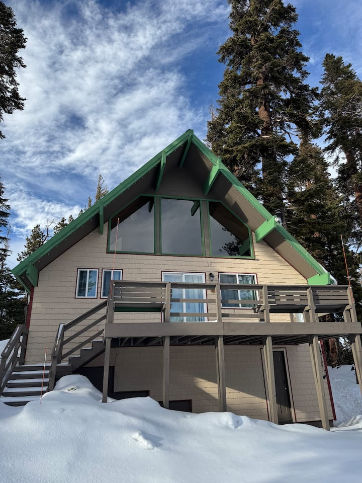 Chalet 16 - Your All-season Cabin By The Mountain - June Lake, CA