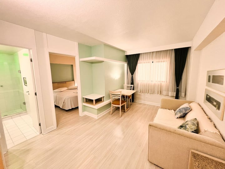 Flat Downtown / Batel / 24 Hour Street - 930 - クリティバ