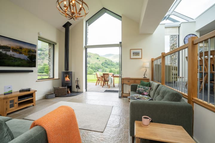 Panoramic Views & Spacious Living By Letmestay - Glenridding