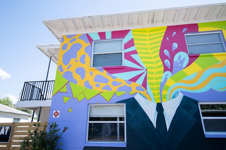 Studio #5: Parking, Laundry, Wi-fi, Full Kitchen! - St. Petersburg, FL