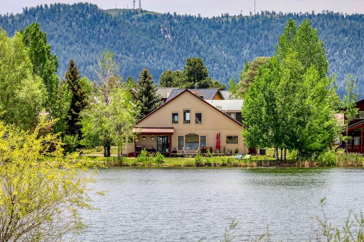 Lakefront Home W/ Stunning Views & Hot Tub! - Pagosa Springs, CO