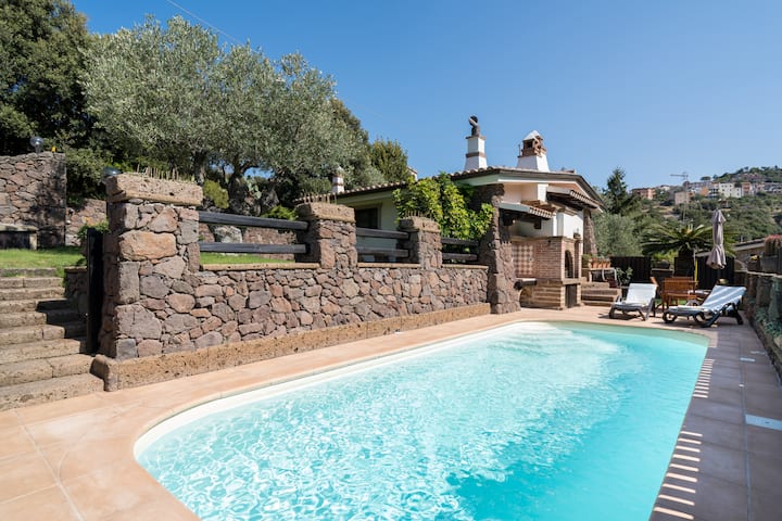 Casa Bados Con Piscina Privata - Dorgali