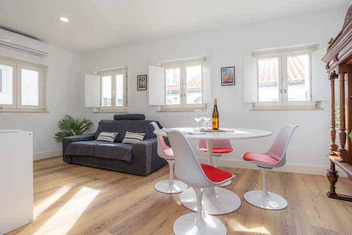 Casas Da Couraça – T1 Vieux Quartier + Terrasse - Coimbra