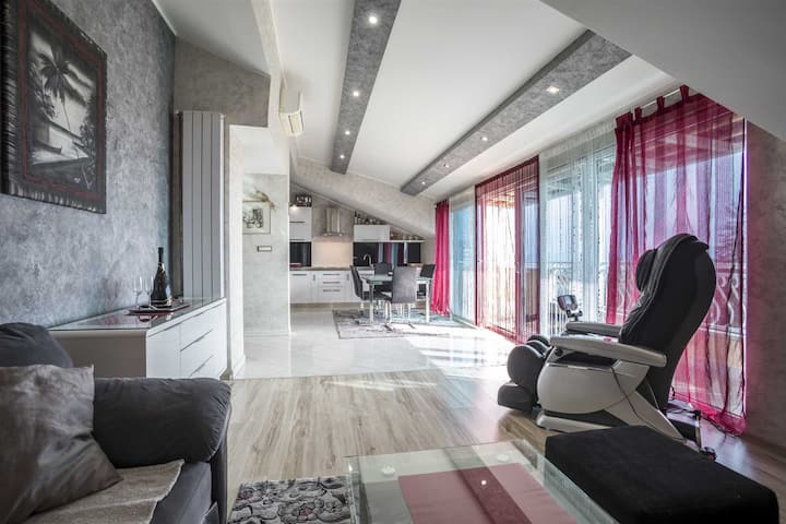 Luxury Apartment Close To Znjan Beach W. Sea View - Split