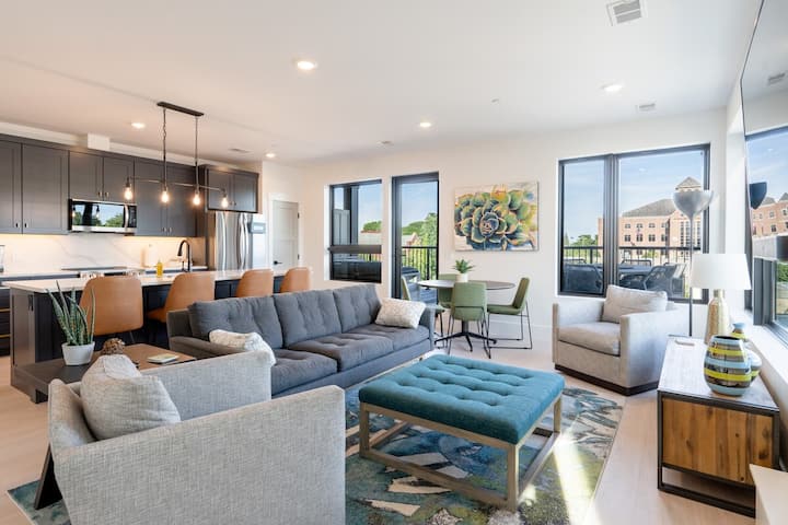 Stunning New Grand Haven Condo - 그랑 해븐