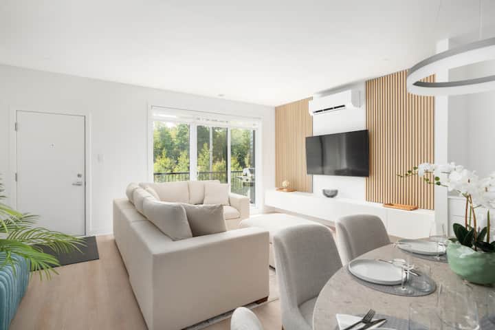 Guest Favourite 3br Condo | Quiet Mirabel - Mirabel