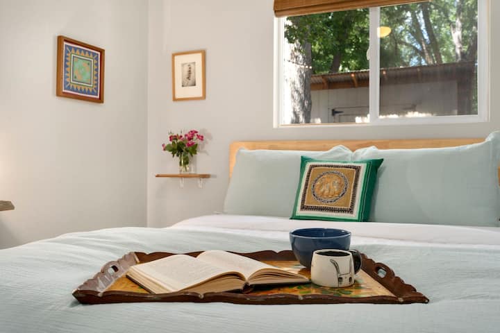 Old Town Retreat W/ Vintage Flair Near Csu, Bikes! - Fort Collins, CO