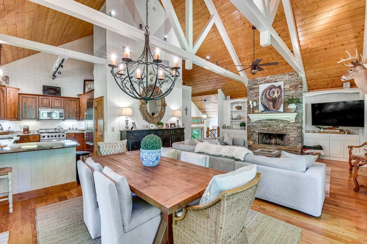 Luxe Trillium Home W/ Fire Pit, 5 Mi To Cashiers - Cashiers, NC