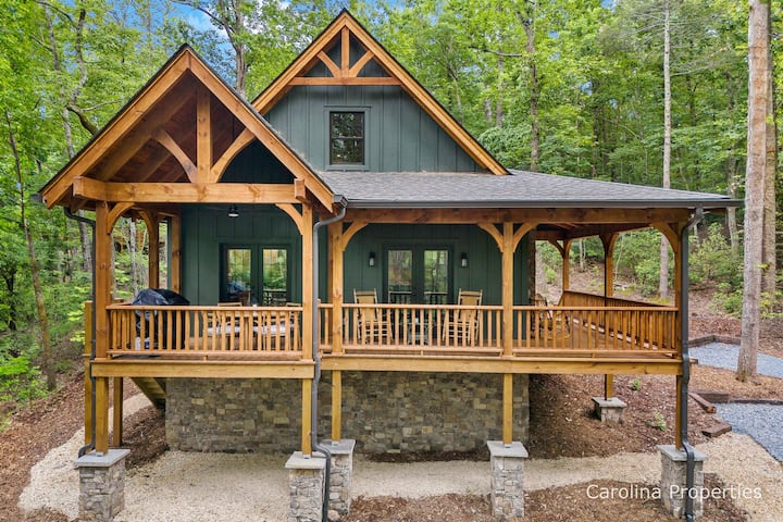 Pet Friendly, Bear Paw By Carolina Properties - Lake Lure, NC