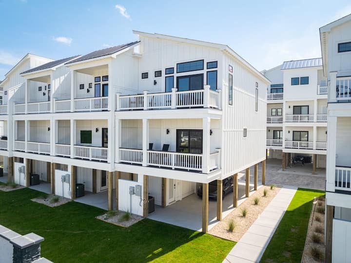 Newly Built Condo In Kdh W/ Ocean Views - Kill Devil Hills, NC