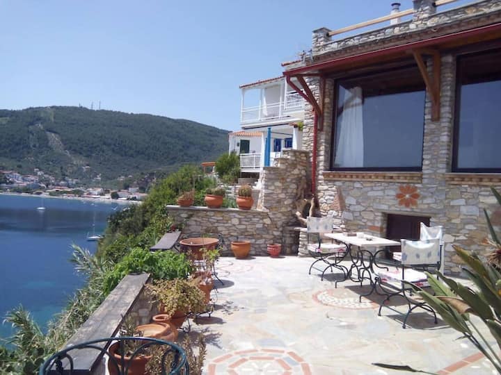 Plakes View Traditional House With Dream Views - Skiathos
