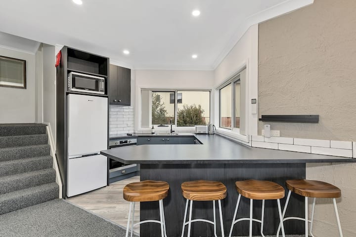 2br Split Lvl L Spa Bath L Bbq L Central L Wifi - Jindabyne