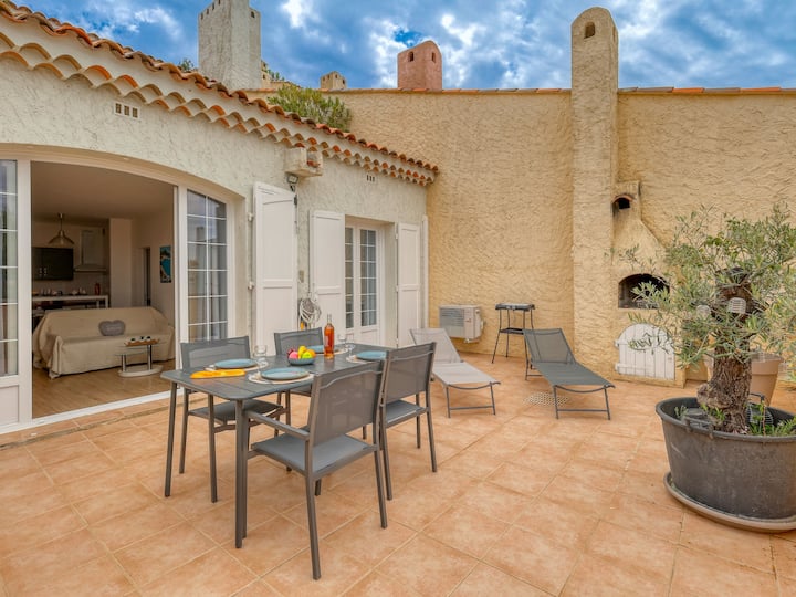 Hameau La Madrague By Interhome - Saint-Cyr-sur-Mer