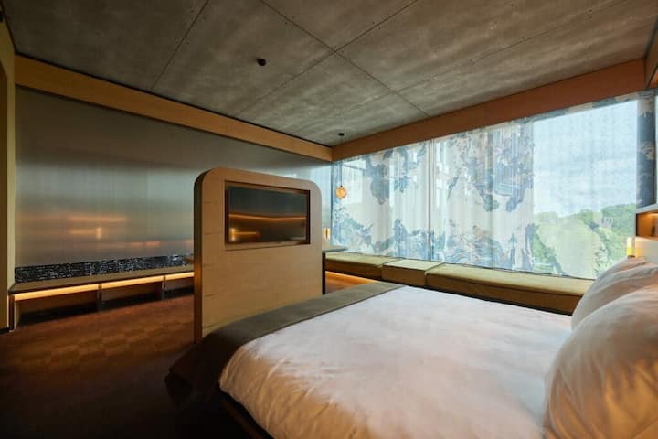 Over 6 Floors Of The Royale Belge Building - La Hulpe