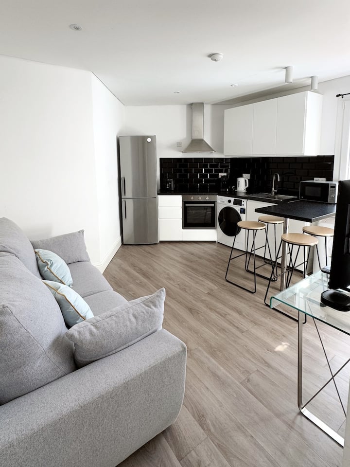 Urban Two Bedroom Apartment - Gibraltar
