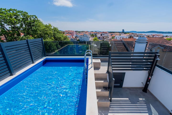 Premium Holiday Home Atmosfera With Pool&sauna - Vodice
