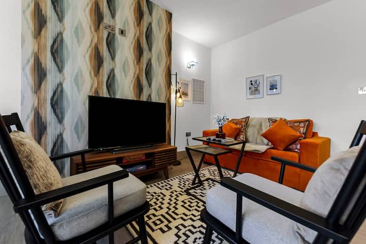 Modern Comforts 2 Bd Flat - Sleeps 5 - Barnet