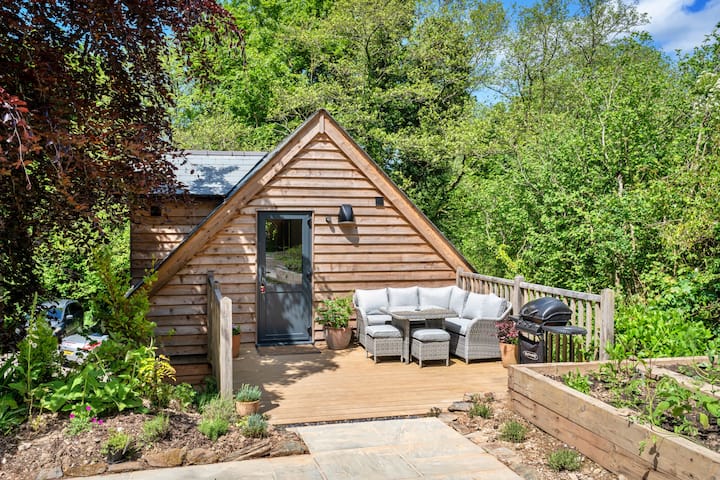Finest Retreats | Dingles Farm Annexe - Combe Martin Bay