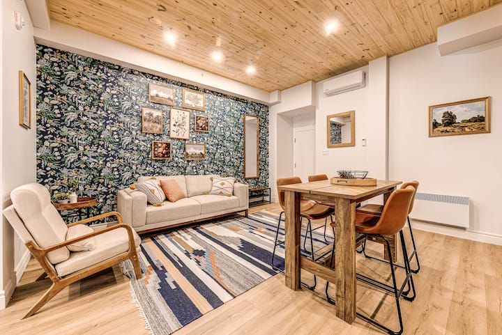 North House Historic Two Bedroom Facing Parliament - Quebec, Canadá