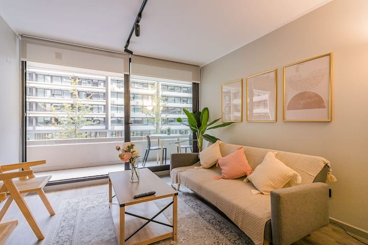 Modern Family Home In Providencia | Relaxing Stay - Santiago (Chile)