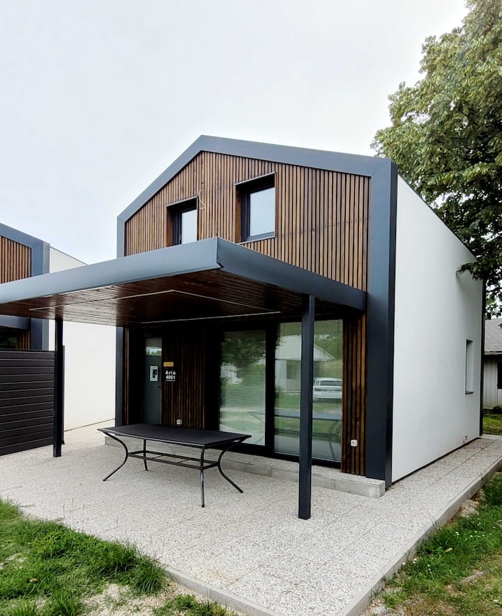 Deluxe Mobile Home With Terme ČAtež Tickets - Jesenice