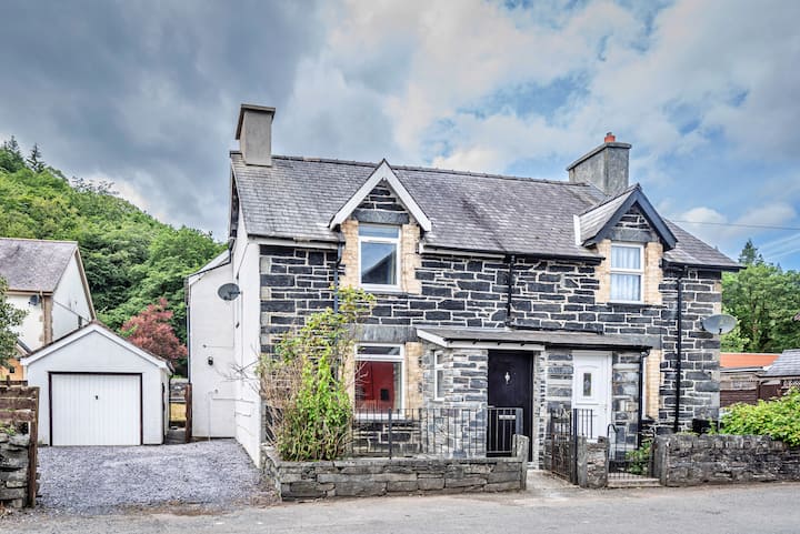 Finest Retreats | Blaen Ddol - Betws-y-Coed