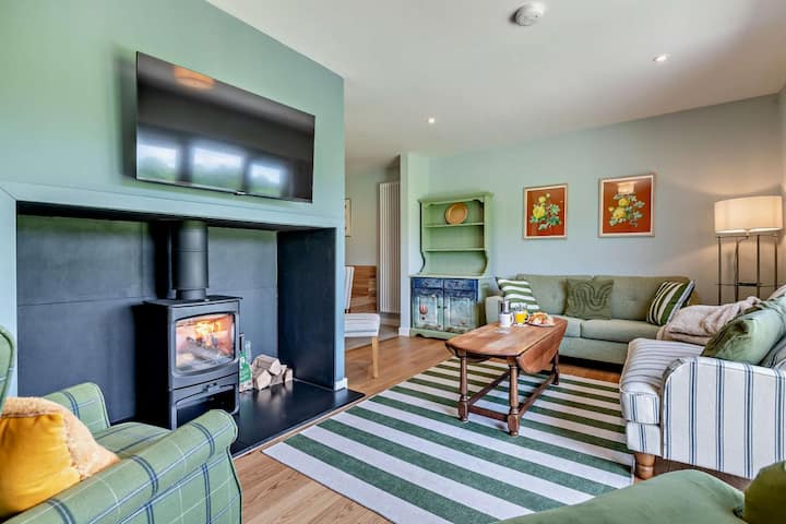 3 Bed In Chapmanslade (Oc-a29458) - Warminster