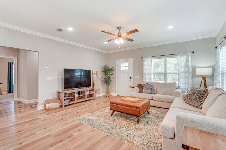 Family-friendly Panama City Home < 1 Mi To Beach - Panama City