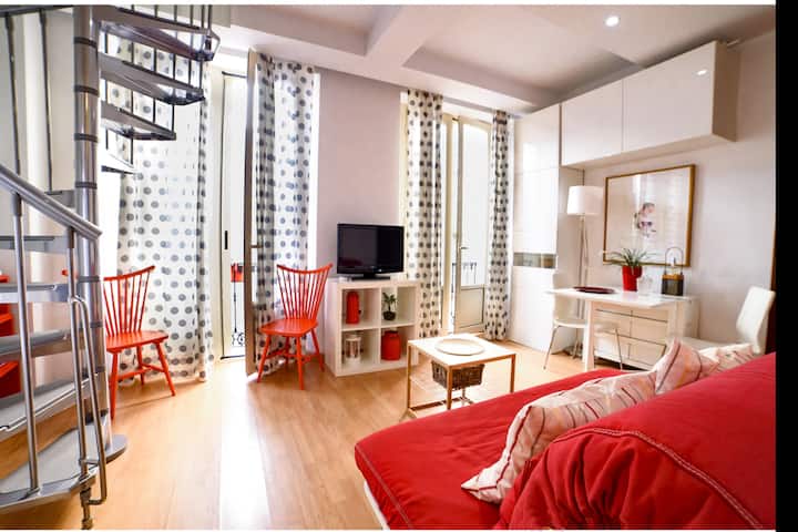 Sw Capitán Charming Duplex Apartment - 말라가