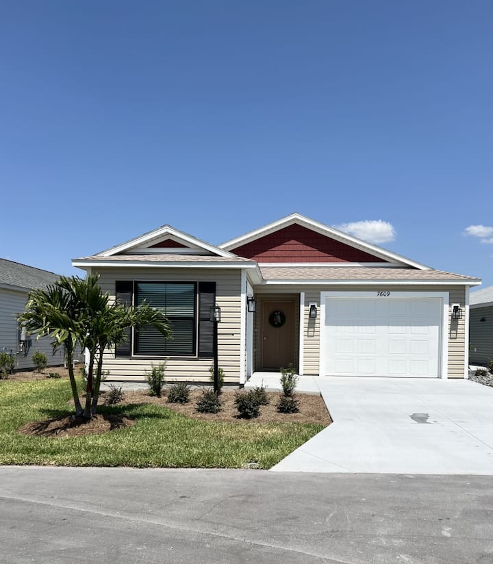 Lively Lifestyle Villa - The Villages, FL