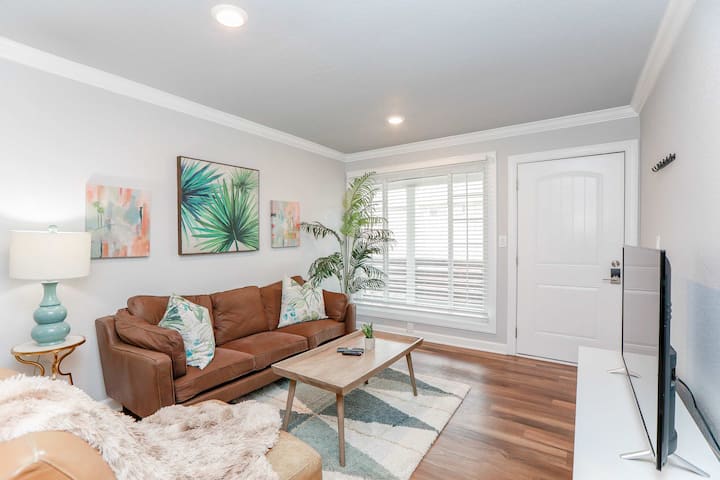 Sojourn Palm Suite At Beach Cottages - Hampton, VA