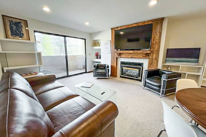 Cozy Condo, In The Heart Of Avon, Walk To Gondola - Beaver Creek, CO