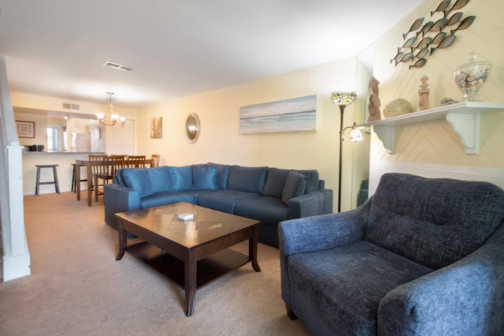 Condo W/ Porch Overlooking The Folly River - Folly Beach, SC