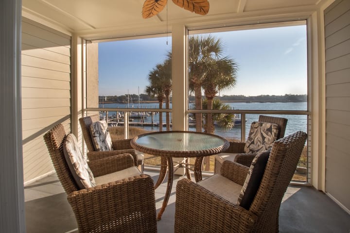 Condo W/ Porch Overlooking The Folly River - 폴리 비치