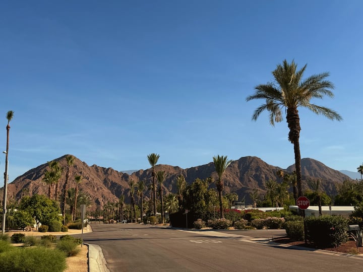 Stylish & Serene Oasis In Indian Wells, 4bd/4ba - Palm Desert, CA