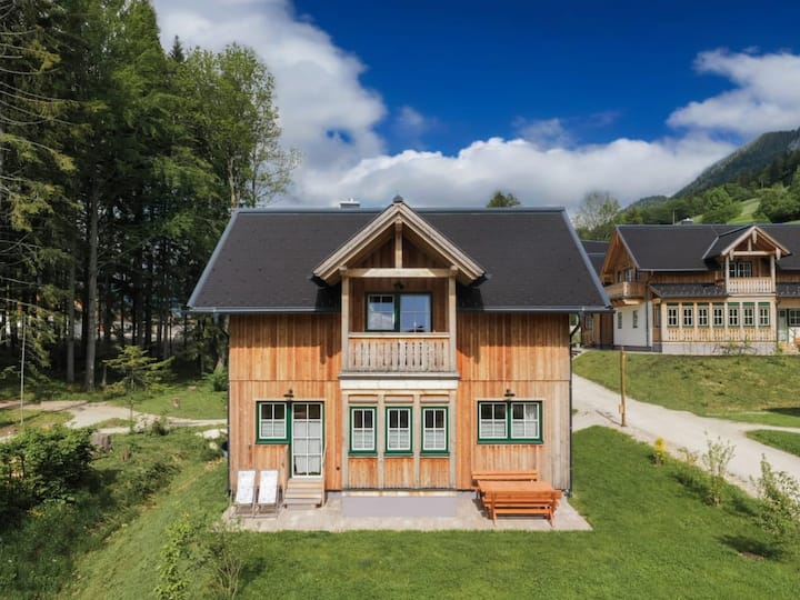 Chalet Toplitzsee With Terrace, Balcony, And Sauna - Bad Mitterndorf
