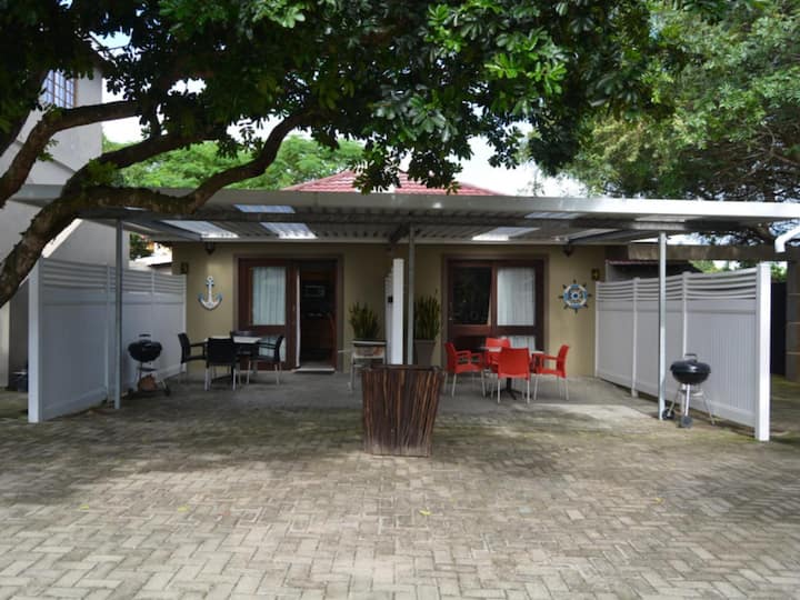 Open-plan Twin Unit - Mbazwana