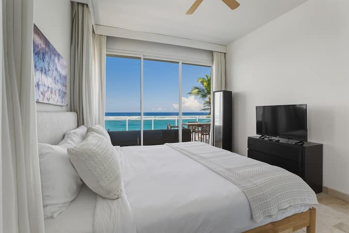 Ocean Front Hot Tub | King Bed | Ocean Views 407! - Cabarete