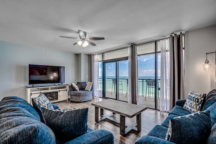 Oceanfront + Indoor/outdoor Pool | South Wind 1005 - Myrtle Beach