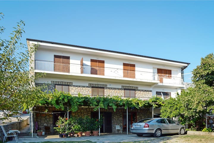 Appartement Anica (79611-a1) - Starigrad