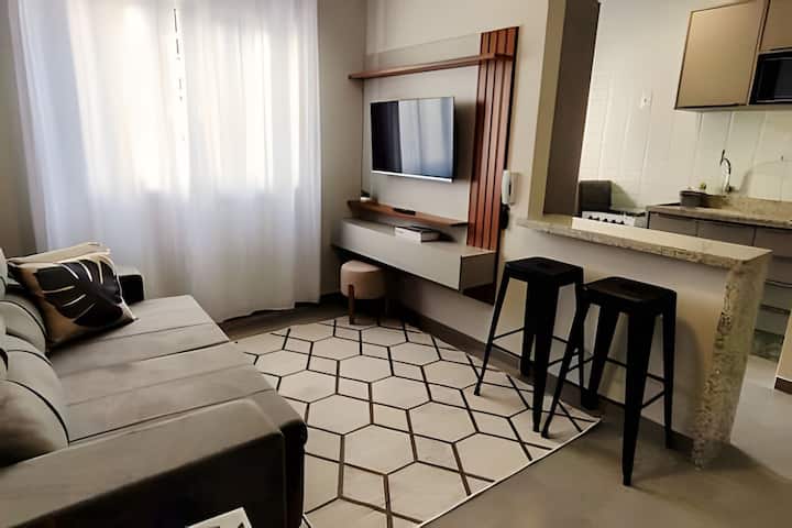 Apto Com Wi-fi E Garagem - Londrina