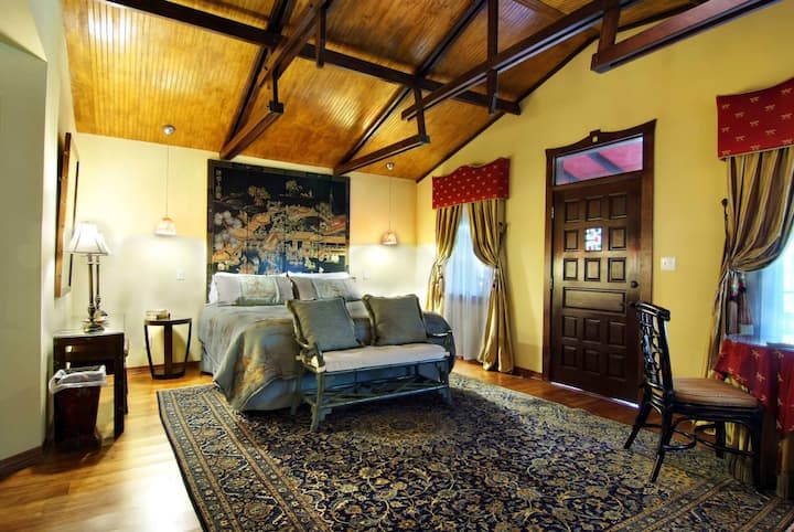 Oriental Suite-creole Cottage At Michabelle Inn - Hammond, LA