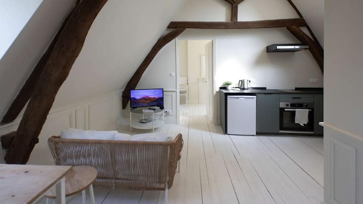 Arras Quartier Préfecture : 2 Pièces Calme - Arras