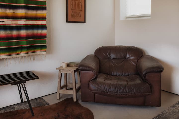 West Texas Hideout At Iconic Property - Marfa, TX